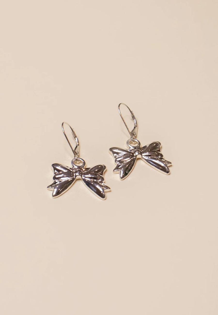 Chills X Caitlin Snell Sabina Bow Earrings – Uncommon